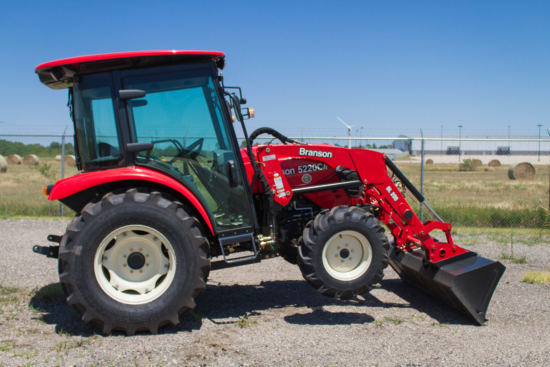 Branson 5220CH Tractor - CSTK